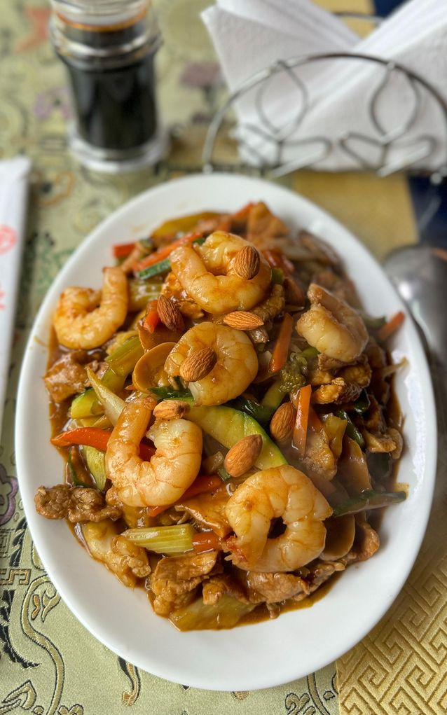 Chapsui Especial con Camarónes – Restaurant Shanghai